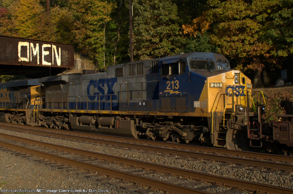 CSX AC44CW 213 in YN2 paint trails on Q036-27